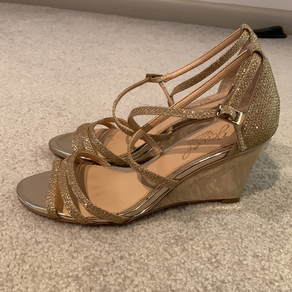 Badgley Mischka Gold Glitter Wedge Sandals - Gem